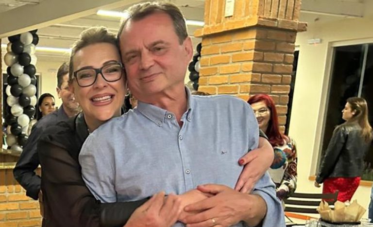 Em festa de aniversário, Burko adota tom conciliador